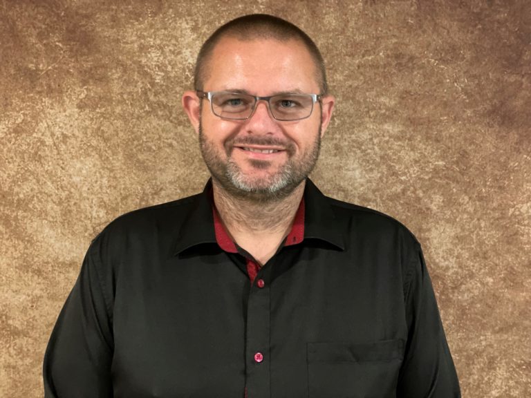 Clinicians & Support Staff | The Refuge